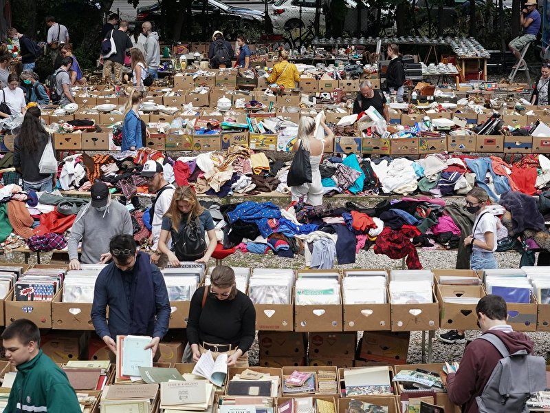 Flohmarkt im Mauerpark – Berlin.de