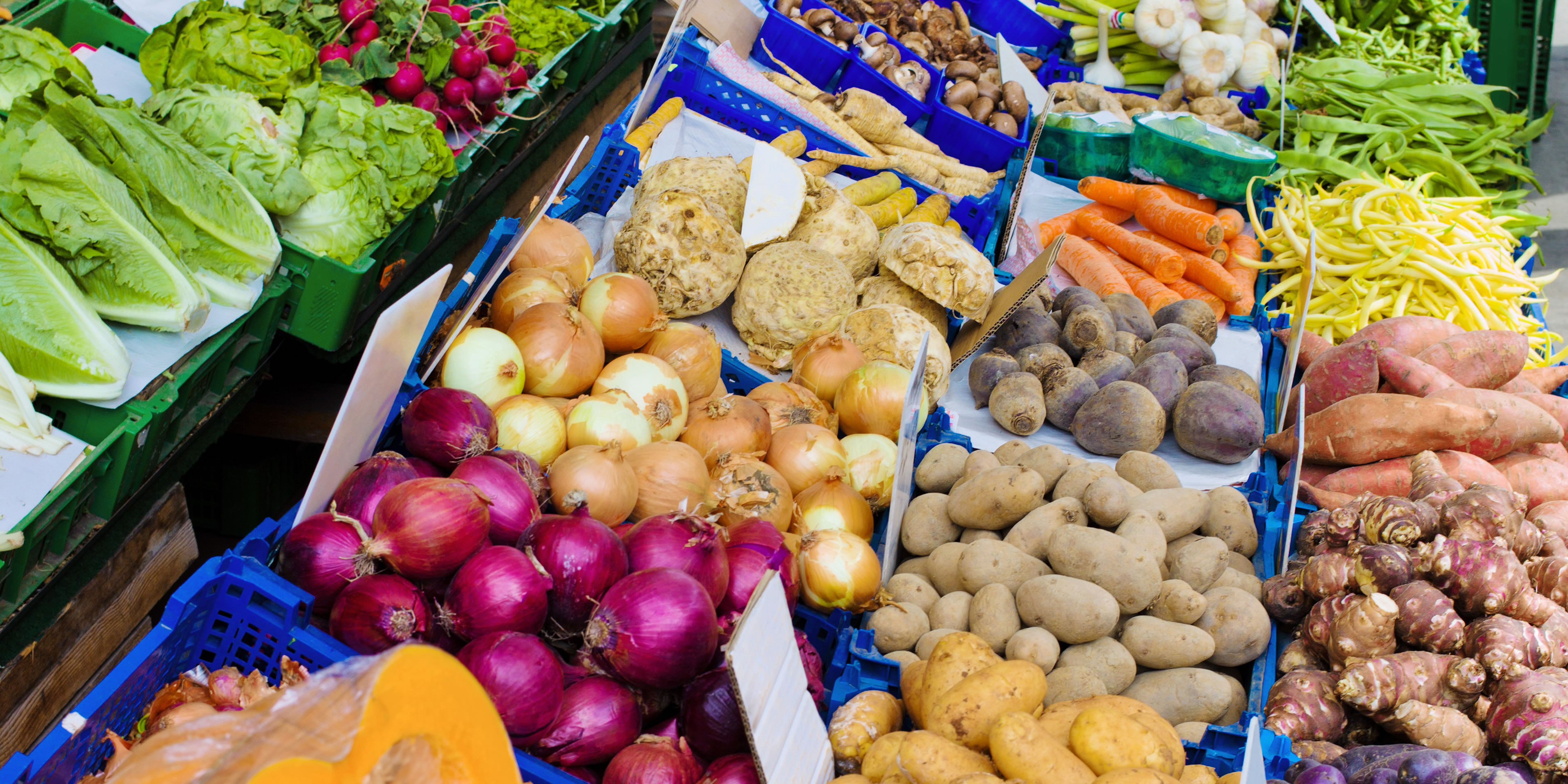 Neuer Markttag auf dem Wochenmarkt Fehrbelliner Platz - Berlin.de