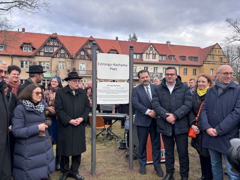 Feierliche Benennung des Estrongo-Nachama-Platzes - Berlin.de
