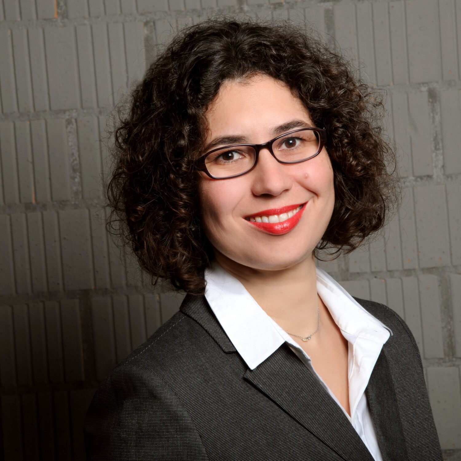 Annika Harloff: „Jonglieren für Fortgeschrittene“ - Berlin.de
